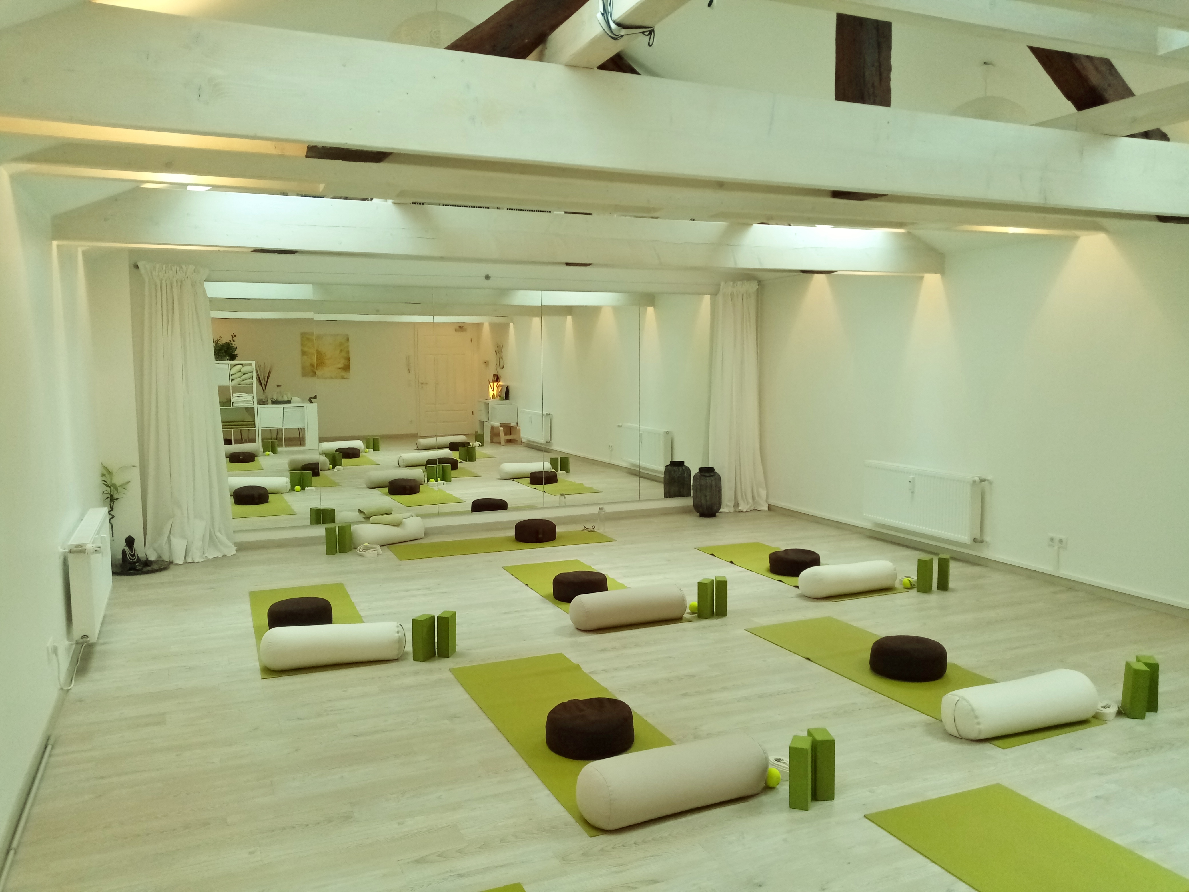 YOGA STUDIO Spirit & Motion - VERMIETUNG